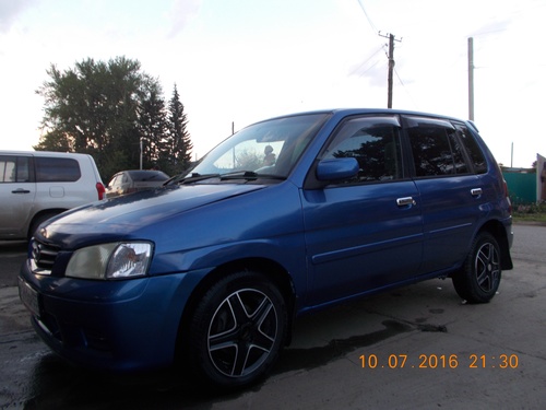 Mazda Demio '2000, 1 поколение [рестайлинг]